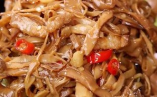 油焖烟笋怎么做_烟笋需要焯水吗