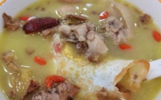 坐月子鸡汤怎么做_产后第一口鸡汤选哪种
