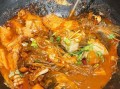 炖鱼的家常做法可以放什么菜_炖鱼配菜有哪些