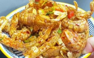 香酥椒盐皮皮虾怎么做_椒盐皮皮虾酥脆秘诀