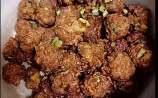 炸牛肉丸子怎么做_炸牛肉丸子家常做法