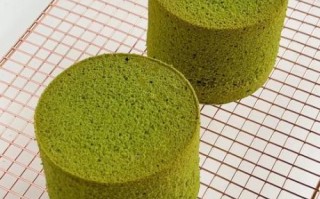 抹茶戚风蛋糕8寸怎么做_抹茶戚风蛋糕8寸配方比例