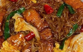 粉条炒肉怎么炒不粘锅_粉条炒肉家常做法视频