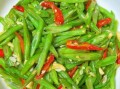 素炒干煸四季豆怎么做_四季豆要不要焯水