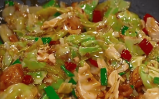 干锅手撕包菜豆瓣酱怎么做_干锅手撕包菜豆瓣酱做法