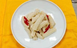 超市冻鱿鱼卷怎么炒_超市冻鱿鱼卷焯水多久