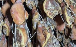 腌制火腿怎么做_火腿腌制多久可以吃