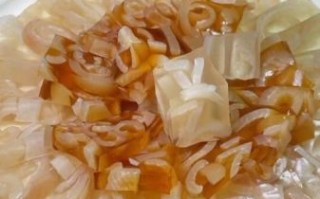 皮冻怎么做简单又好吃_皮冻的家常做法窍门