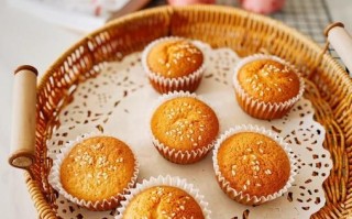 蜂蜜无水蛋糕怎么做_蜂蜜无水蛋糕热量高吗