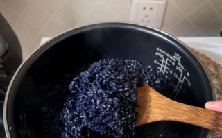 电饭煲黑米粥怎么做_黑米粥要泡多久