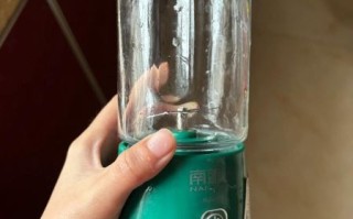 小型水果榨汁机怎么用_第一次用要注意什么