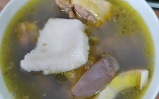 椰子炖鸽子汤的做法_鸽子汤怎么炖不腥