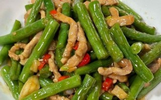 豇豆炒肉怎么做好吃_豇豆炒肉要不要焯水