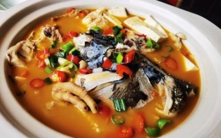 鱼头豆腐汤怎么炖不腥_鱼头豆腐汤用什么豆腐最好