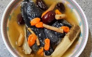 党参黄芪炖鸡汤怎么做_孕妇能喝吗