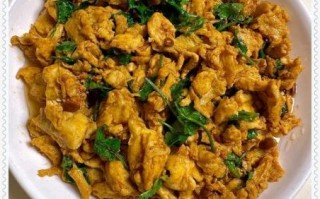 香菜炒鸡蛋怎么做才好吃_香菜炒鸡蛋的做法窍门