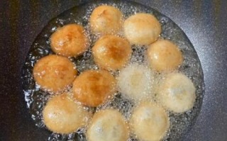 糖糕怎么做才酥脆_正宗糖糕做法