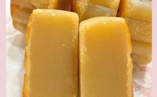 莲蓉月饼的莲蓉是什么做的_莲蓉馅原料有哪些