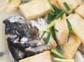 鱼头炖豆腐汤怎样炖白_鱼头豆腐汤怎么熬白