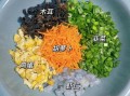 三鲜饺子馅怎么调好吃_三鲜饺子馅的做法窍门