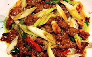 大葱爆牛肉正宗做法_牛肉怎么炒才嫩