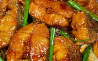 油炸过的鱼块怎么红烧_先炸后烧的秘诀