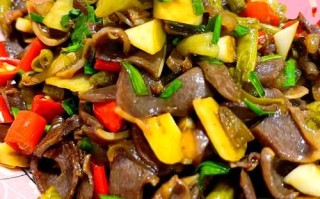 酸辣鸡胗怎么做才脆_酸辣鸡胗焯水还是直接炒