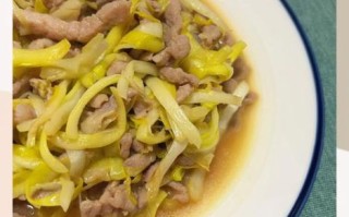 肉丝炒韭黄怎么做好吃_韭黄炒肉丝的家常做法