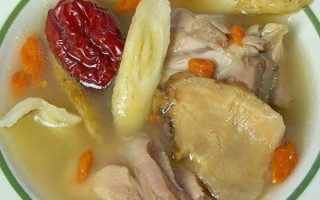 补血鸡汤怎么炖_补血鸡汤放什么药材