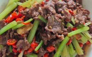 芹菜炒牛肉怎么炒才嫩_高清图片做法步骤