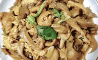 蘑菇怎么炒好吃_蘑菇的家常做法大全