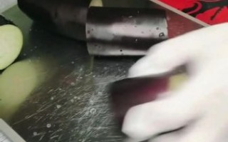 豆瓣酱怎么炒出红油_豆瓣酱炒红油用什么火候