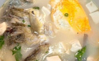 鲤鱼豆腐汤怎么炖不腥_鲤鱼豆腐汤做法步骤