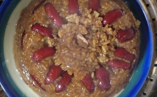 电饭锅做八宝饭需要蒸多久_电饭锅八宝饭水米比例是多少