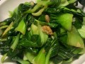 绿色的小白菜怎么炒好吃_小白菜炒多久才脆嫩