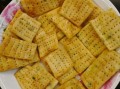 香葱苏打饼干孕妇可以吃吗_孕期吃香葱苏打饼干注意事项