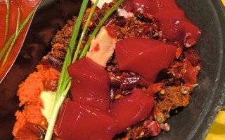 吃火锅必点的配菜有哪些_毛肚鸭血怎么涮才嫩