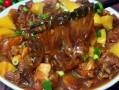 鸡肉炖粉条怎么做_鸡肉炖粉条的家常做法