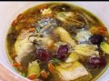 香菇茶树菇鸡汤怎么做_如何炖出奶白浓汤