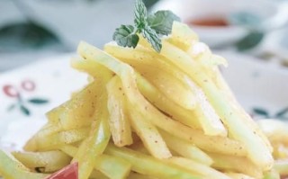 西瓜皮怎么吃_西瓜皮怎么做好吃