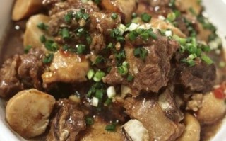 芋头炖排骨的功效_孕妇可以吃吗