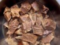 煮大块牛肉怎么煮才软烂_大块牛肉焯水还是直接煮