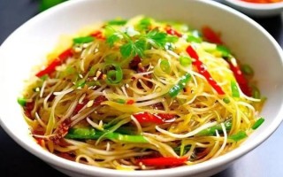 凉拌豆芽粉条怎么做_豆芽粉条焯水几分钟