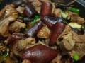 脆皮狗肉怎么做_脆皮狗肉的做法视频