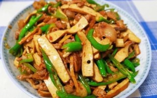 青椒炒豆干怎么炒好吃_青椒炒豆干的家常做法