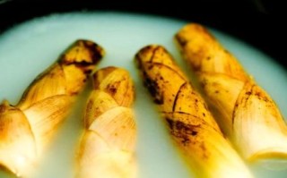 嫩春笋怎么做好吃_春笋去涩技巧