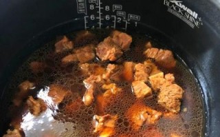 高压锅炖牛肉的家常做法_高压锅炖牛肉多久能烂