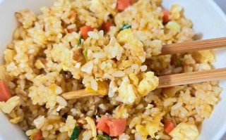 咸鸭蛋炒饭怎么做好吃_咸鸭蛋炒饭秘诀