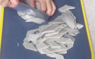 荞面灌肠怎么做_荞面灌肠的家常做法