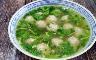 冬瓜汆丸子怎么做_冬瓜汆丸子需要焯水吗